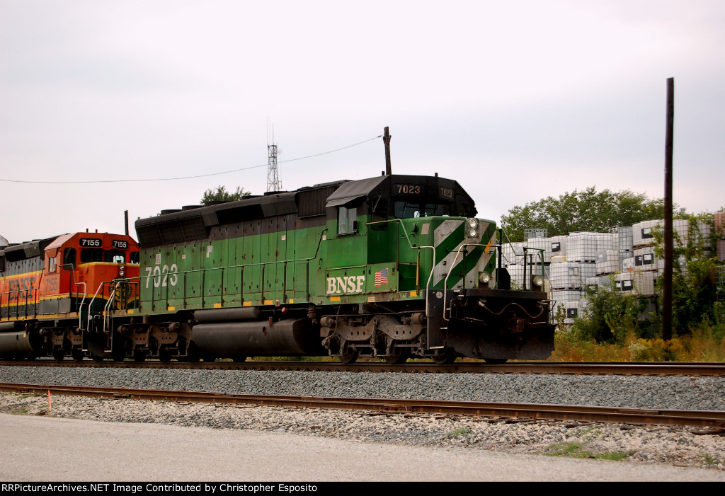 BNSF SD40-2 7023